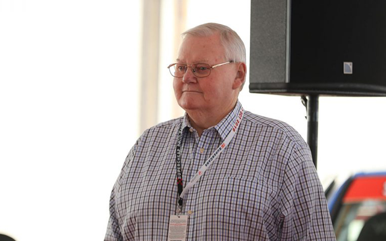 Legends pay tribute to Mike Raymond | Supercars