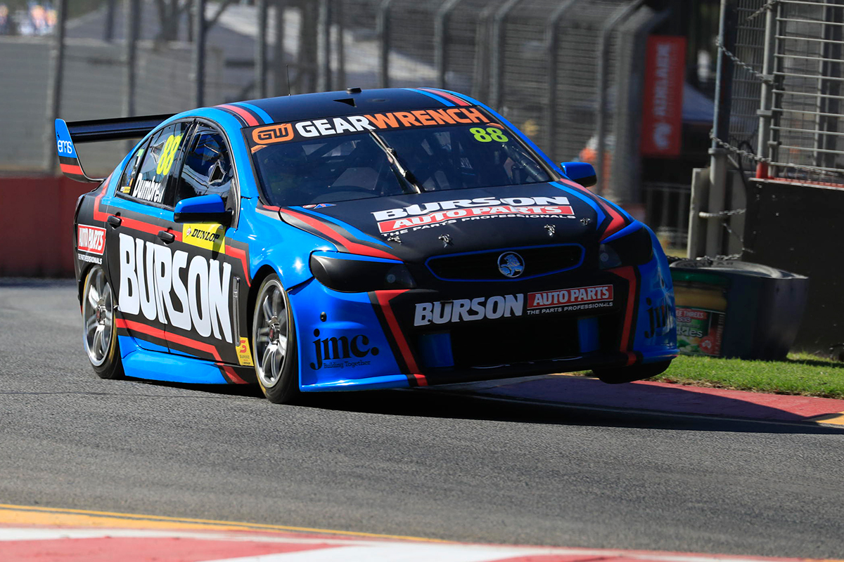 Dumbrell fastest as Super2 starts for 2018 | Supercars