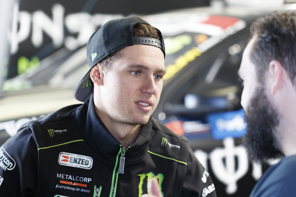 Waters 'shocked' with second in Perth practice | Supercars