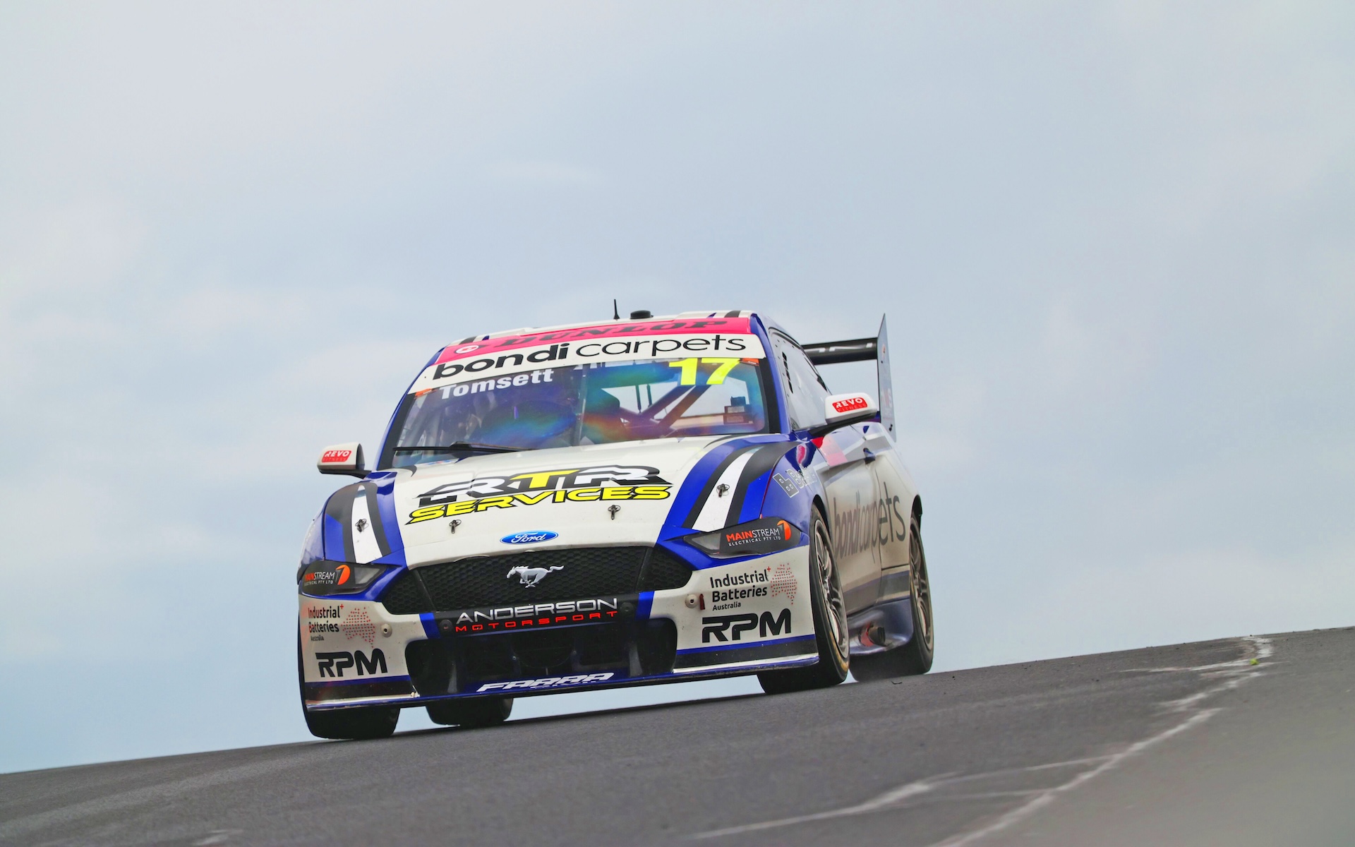 Tomsett turns heads in wet opening Bathurst practice | Supercars