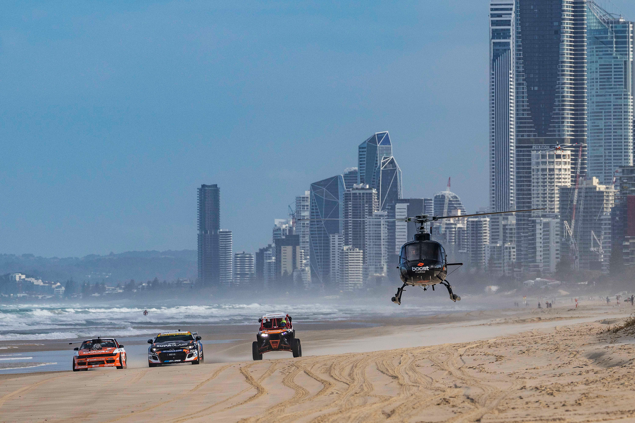 Spectacular beach race revs up Gold Coast race week | Supercars