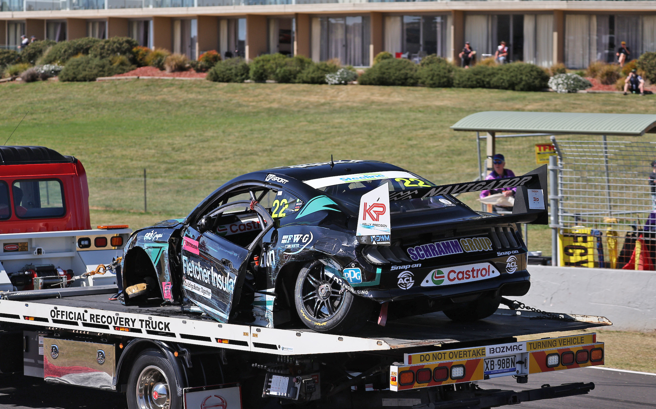 Kelly withdrawn from Bathurst after heavy crash | Supercars