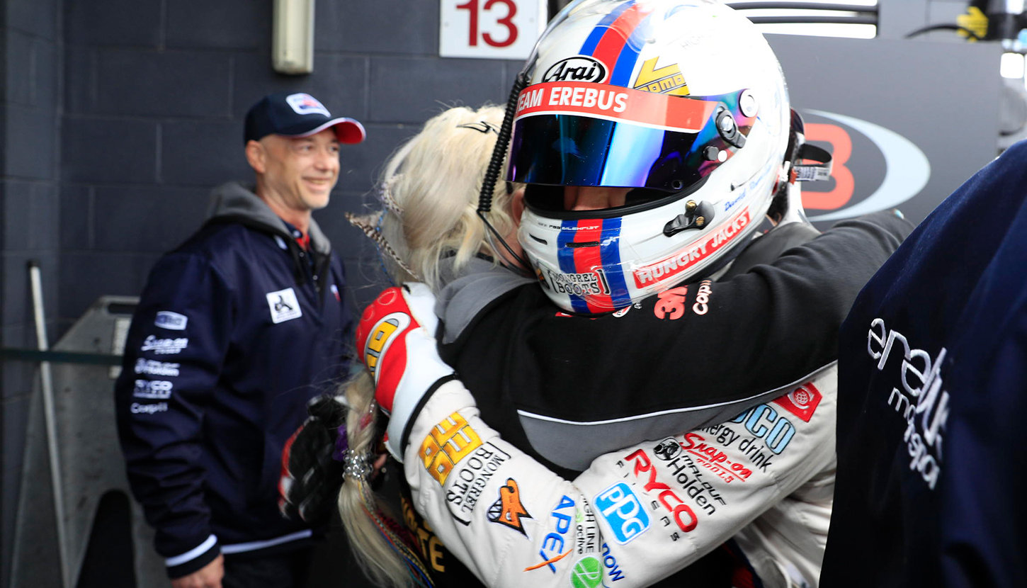 Reynolds beats McLaughlin in Sandown qualifying | Supercars