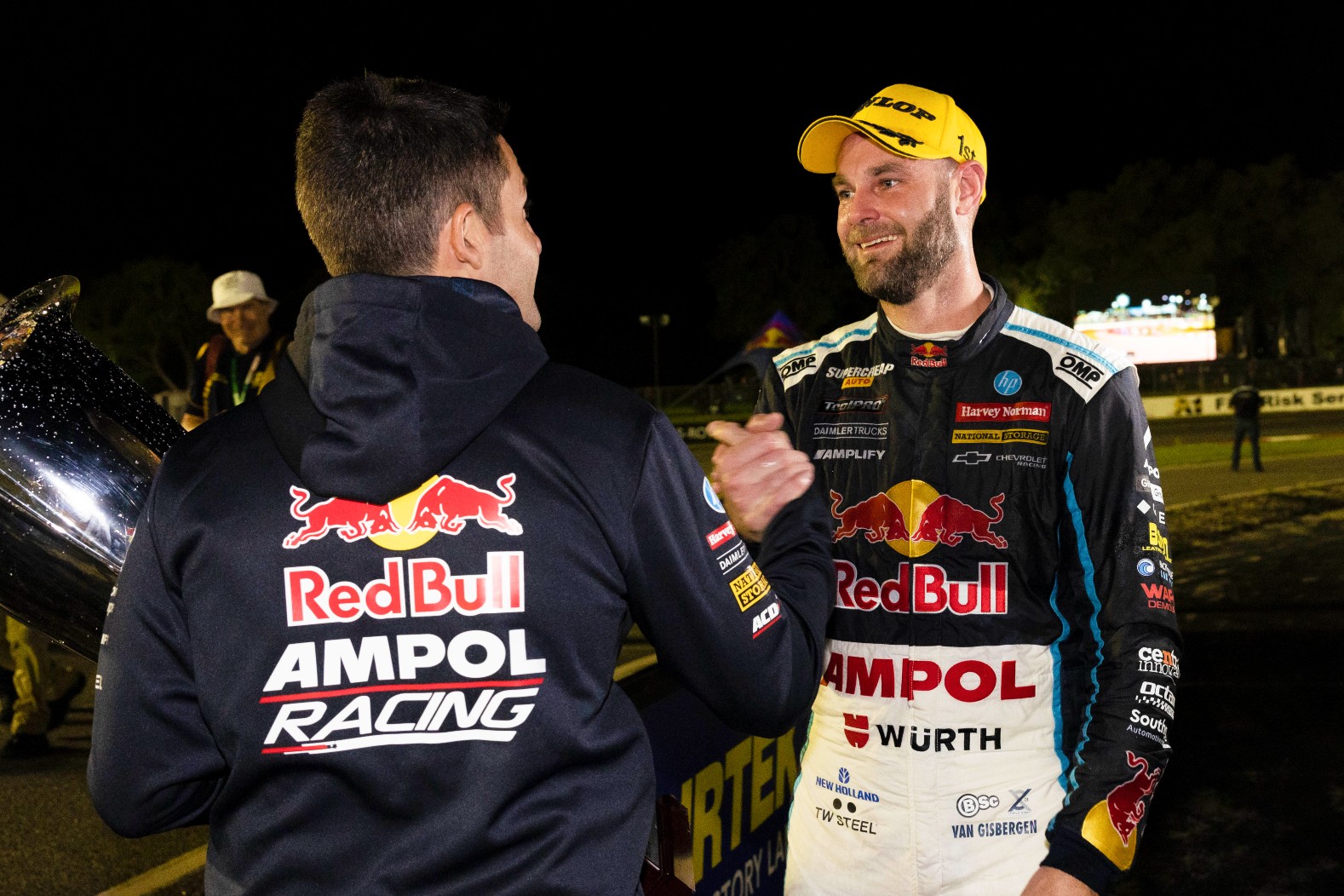 Van Gisbergen on course for McLaughlin record | Supercars