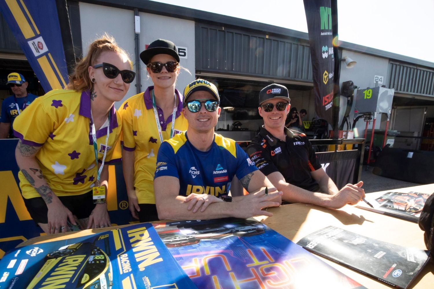 Signing sessions back for Perth fans | Supercars