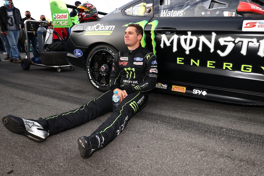 Waters cedes ground in title fight amid tyre woes | Supercars