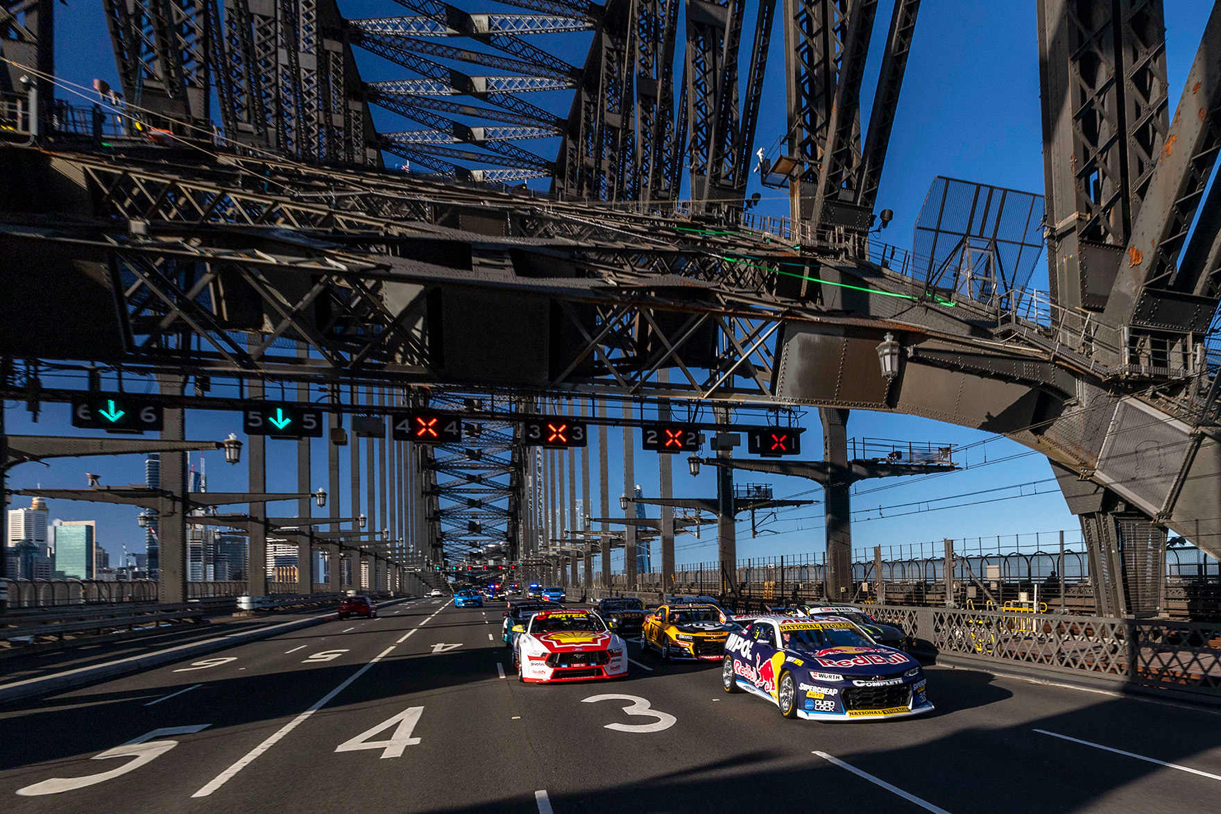 Brown, Kostecki react to 'fantastic' Harbour Bridge cross | Supercars