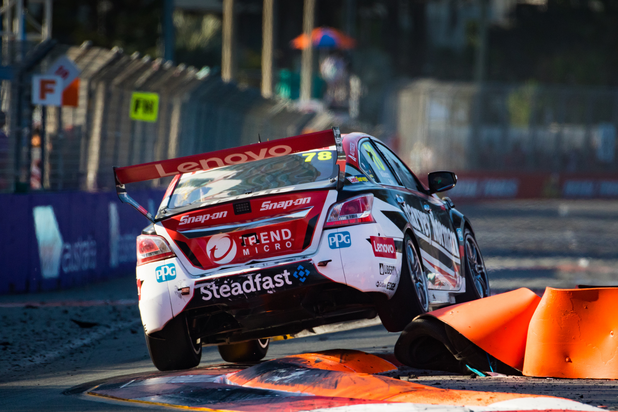 New control gearbox locked in for 2019 | Supercars
