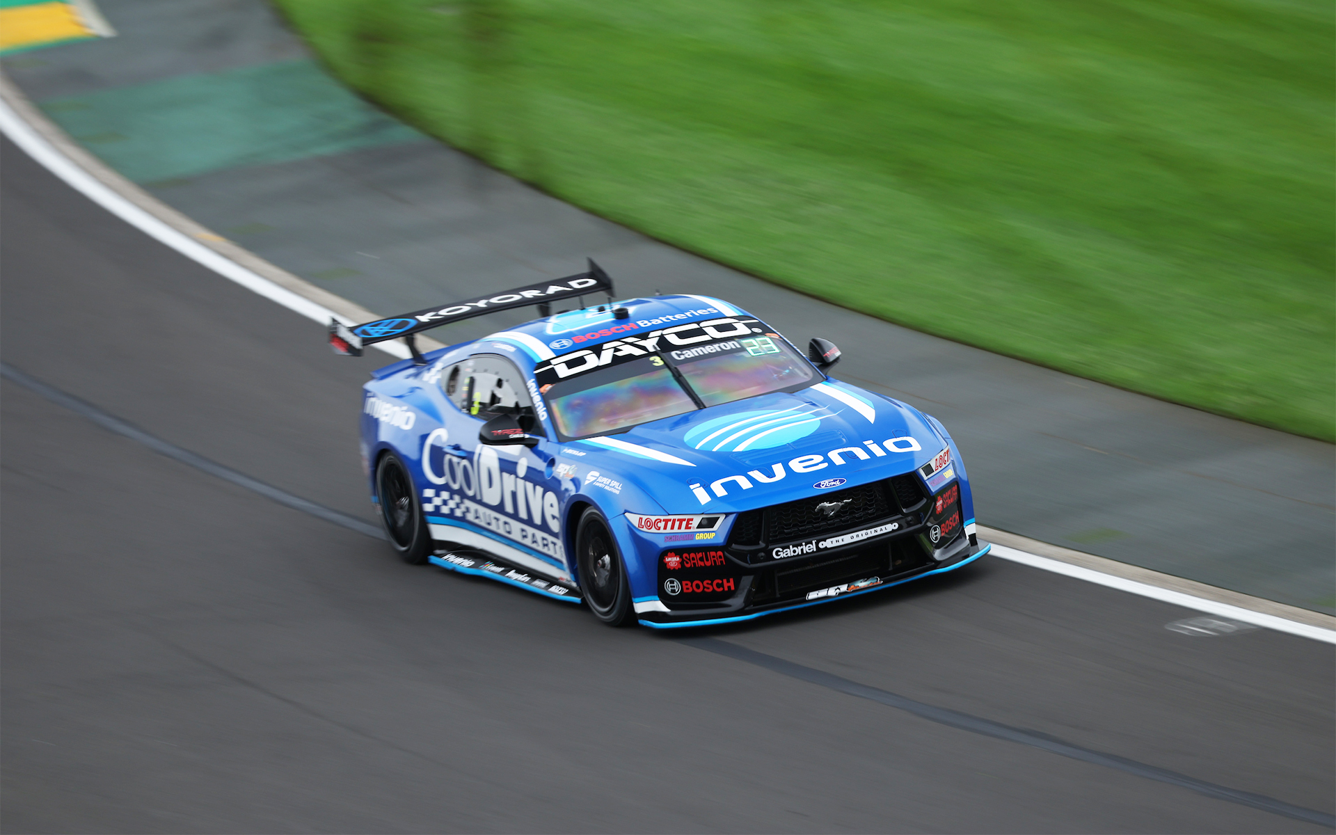 Cameron makes strong first impression amid scare | Supercars