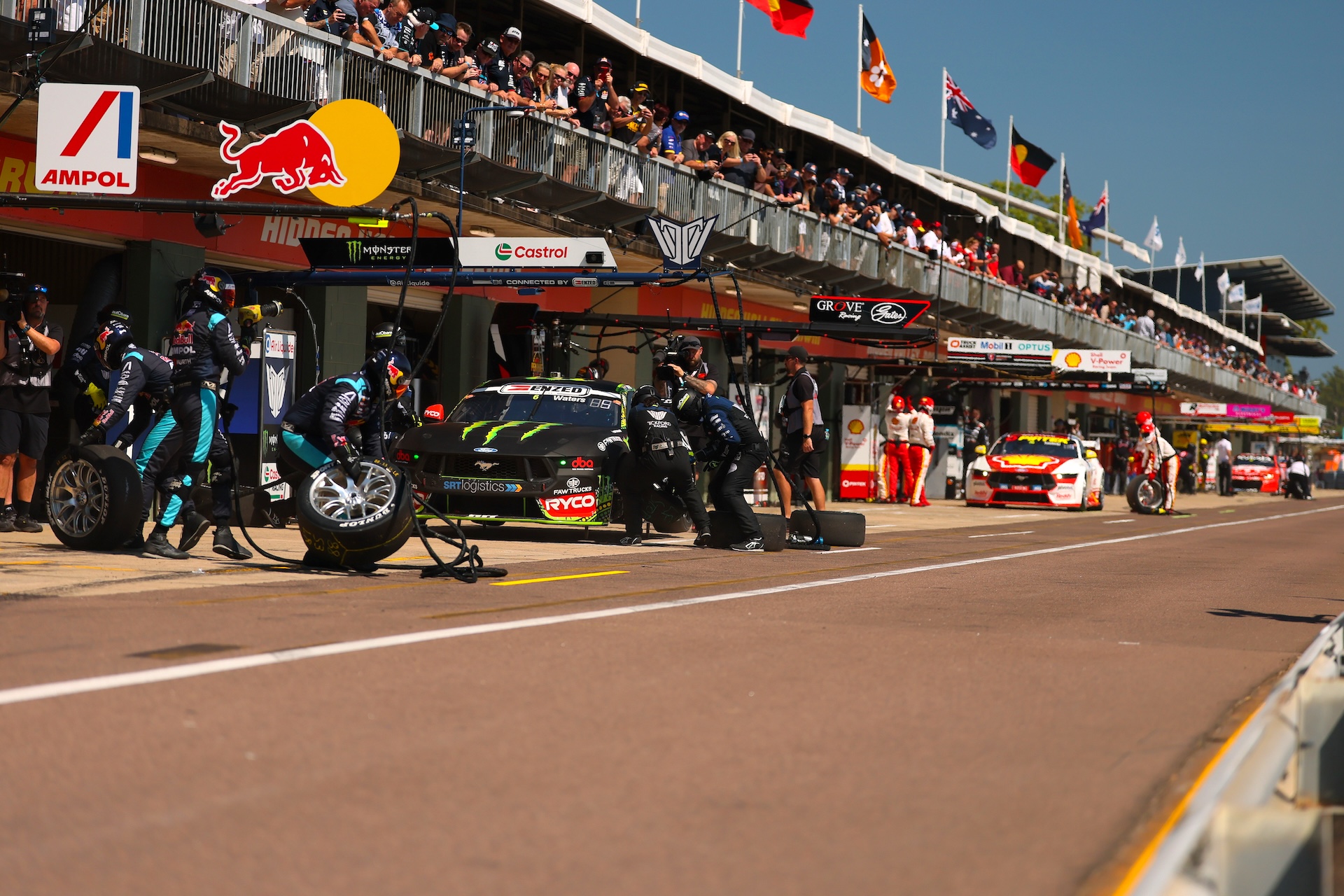 Live Pit Lane: Tickford clings onto second, BJR jumps MSR | Supercars