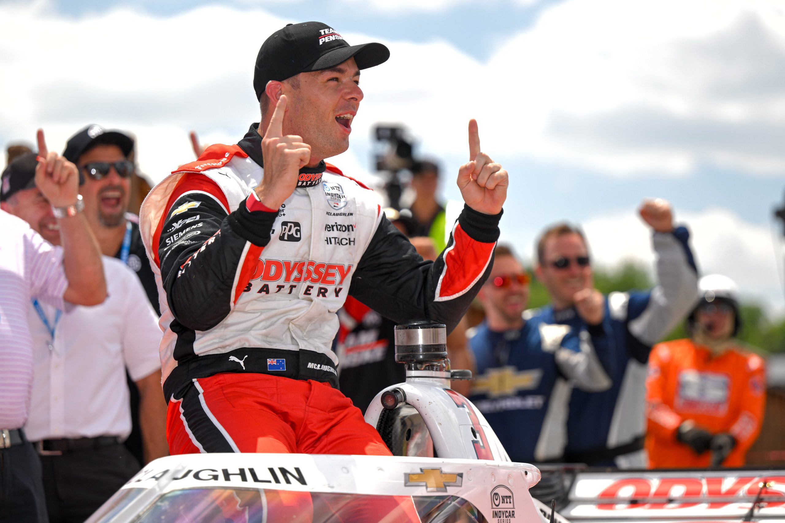 McLaughlin claims second IndyCar win | Supercars