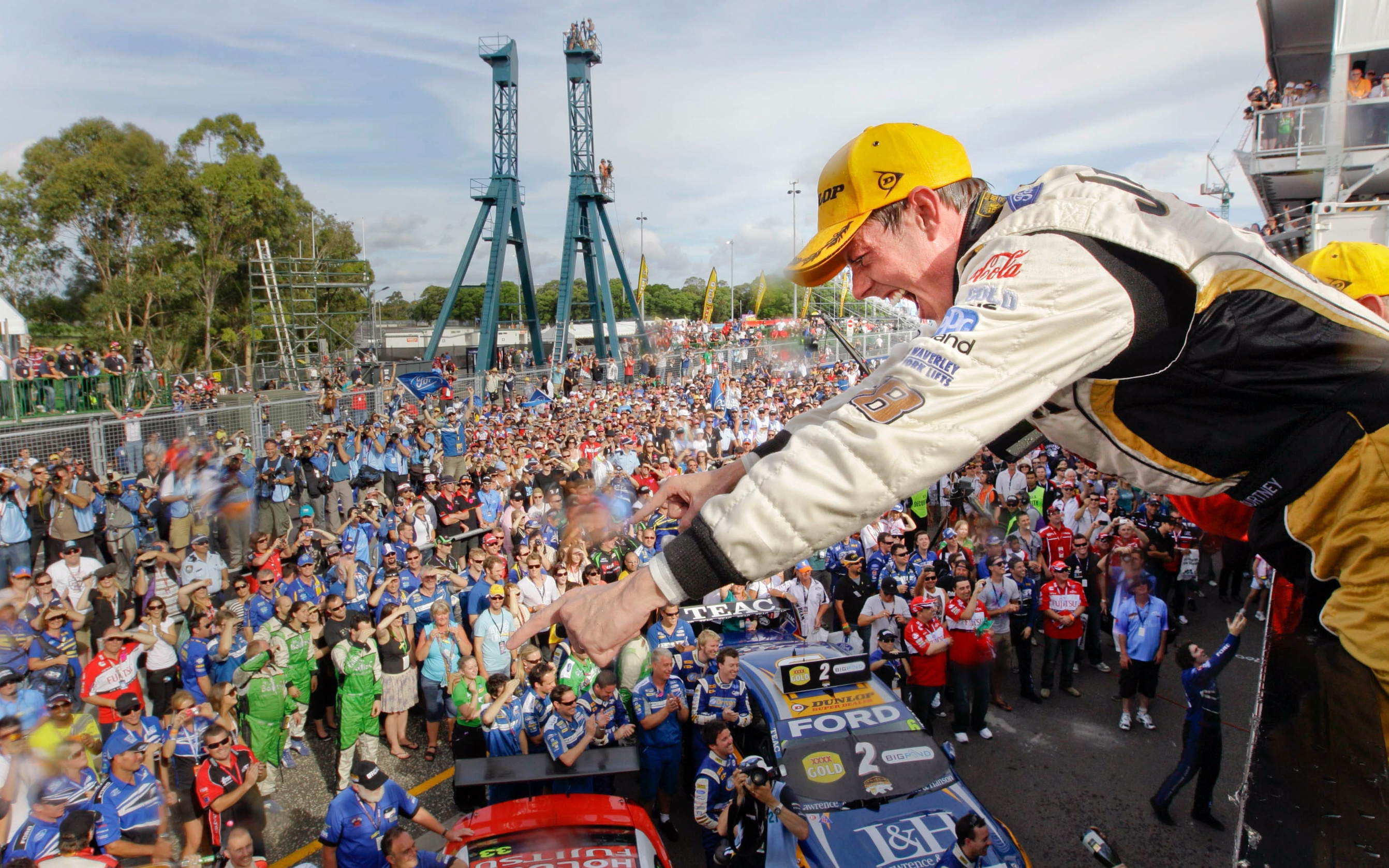 The highs and lows of Courtney's 250 | Supercars