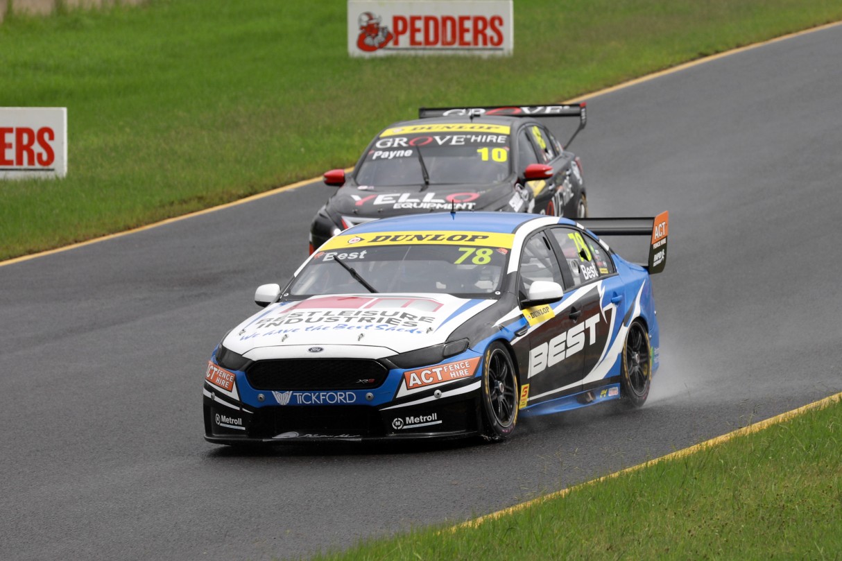 Best wins chaotic Super2 Sydney finale | Supercars