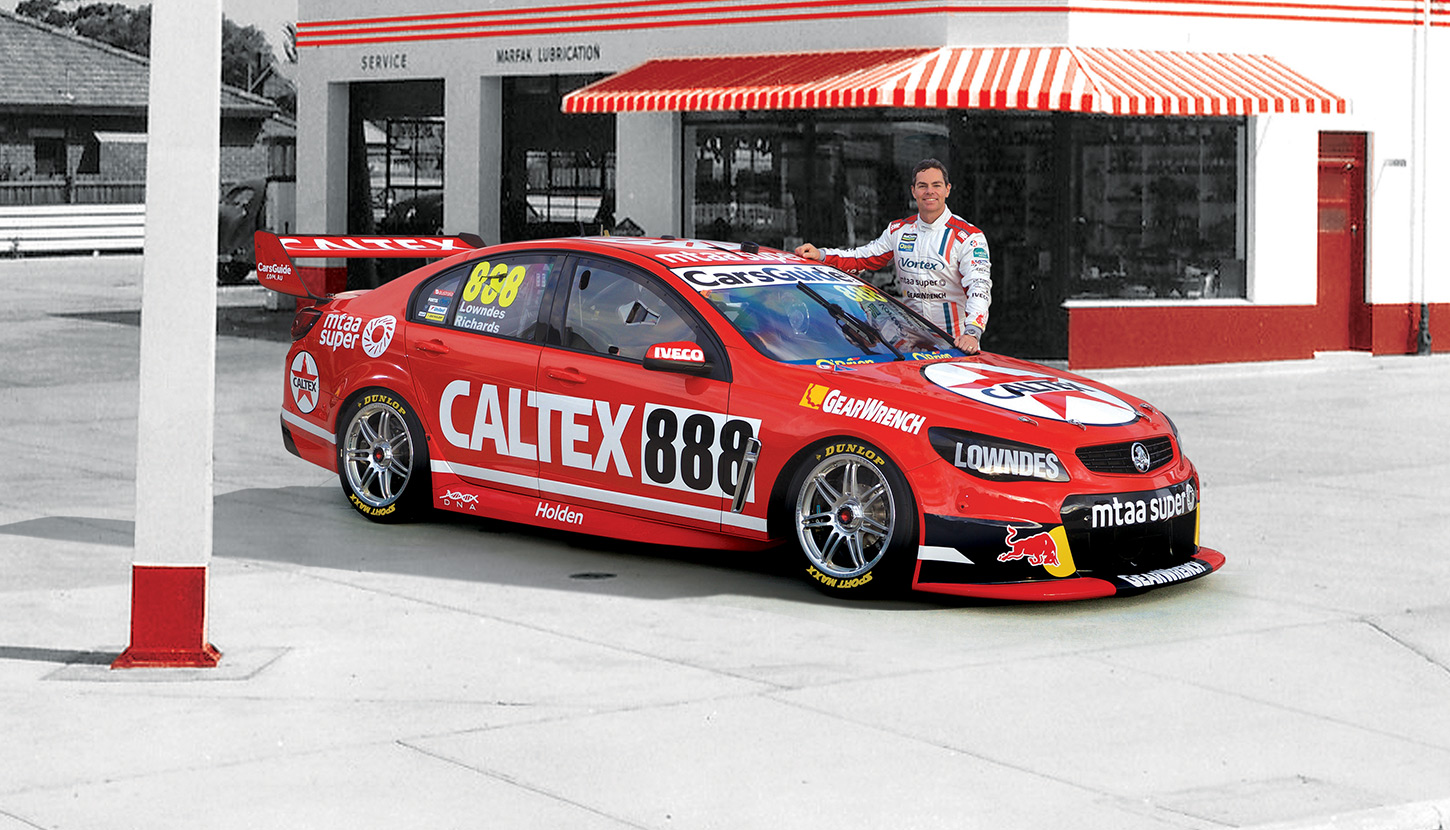 Craig Lowndes unveils retro livery | Supercars