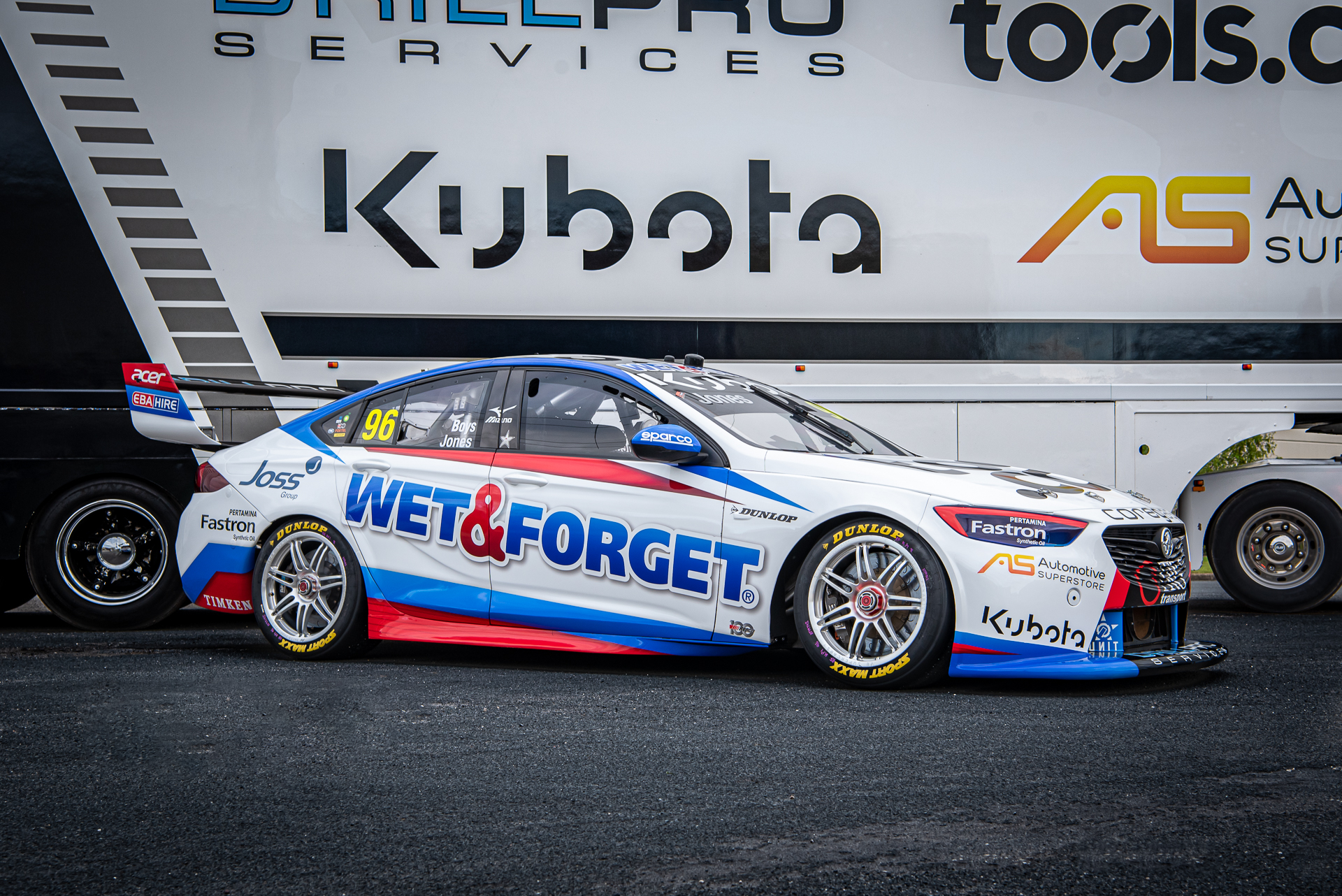 BJR unveils new-look Jones livery | Supercars