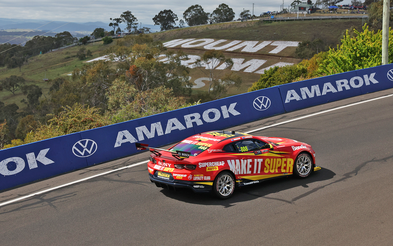 Rookie Murray gaps the field in final co-driver practice | Supercars