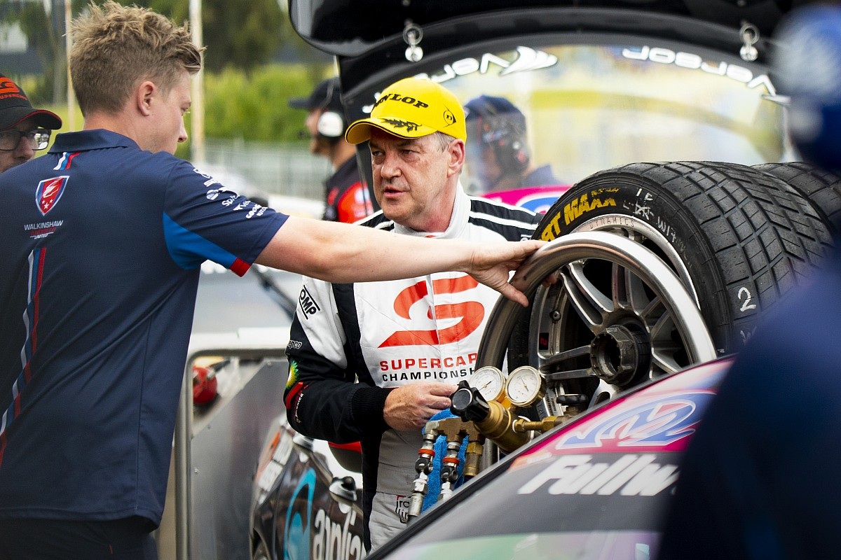 Shock comeback: Crompton confirmed for Bathurst wildcard | Supercars