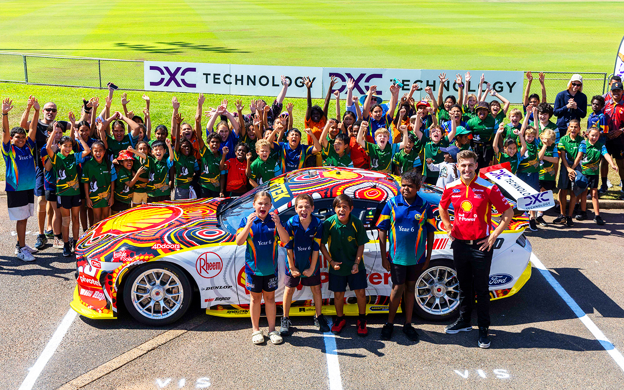 DJR gives back to Darwin community | Supercars