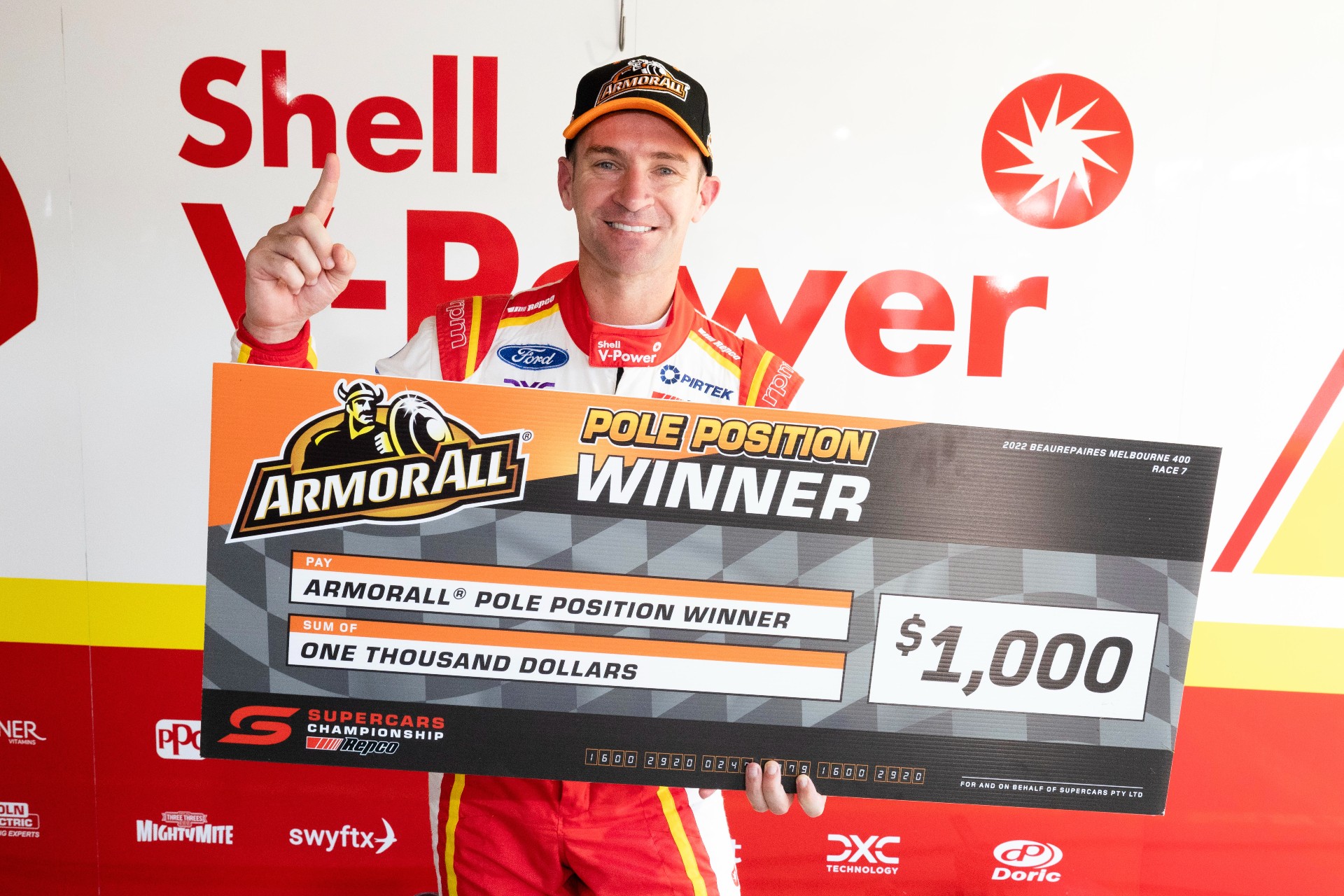 Davison closing in on Johnson tally | Supercars