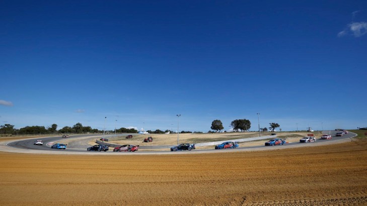 Lap by Lap: Qualifying 16 | Supercars