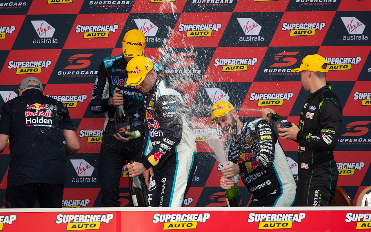 The moment the Bathurst 1000 was won | Supercars