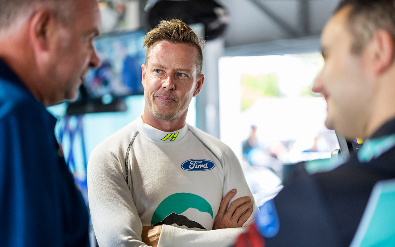 Courtney's belated Bathurst milestone | Supercars