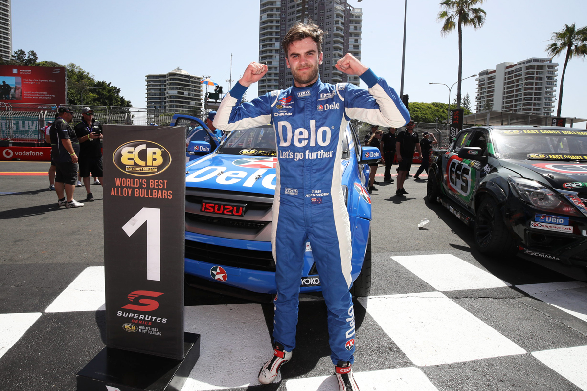 Alexander clinches Gold Coast round win | Supercars