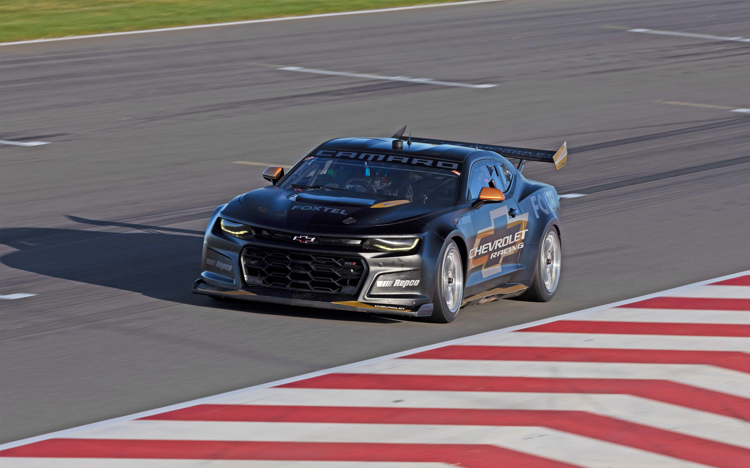 Racing General Motors