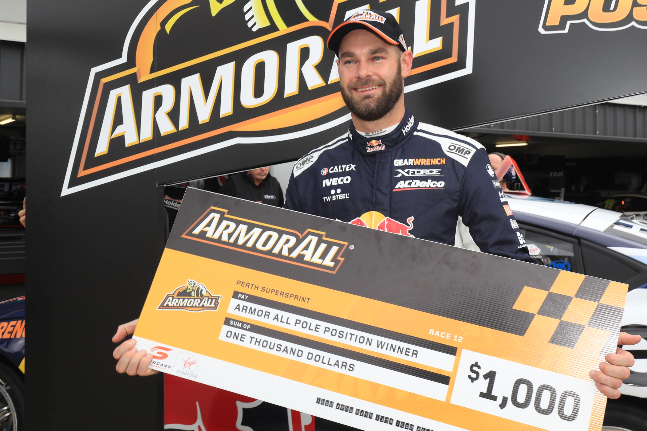 Red Bull pair on front row, McLaughlin 19th | Supercars