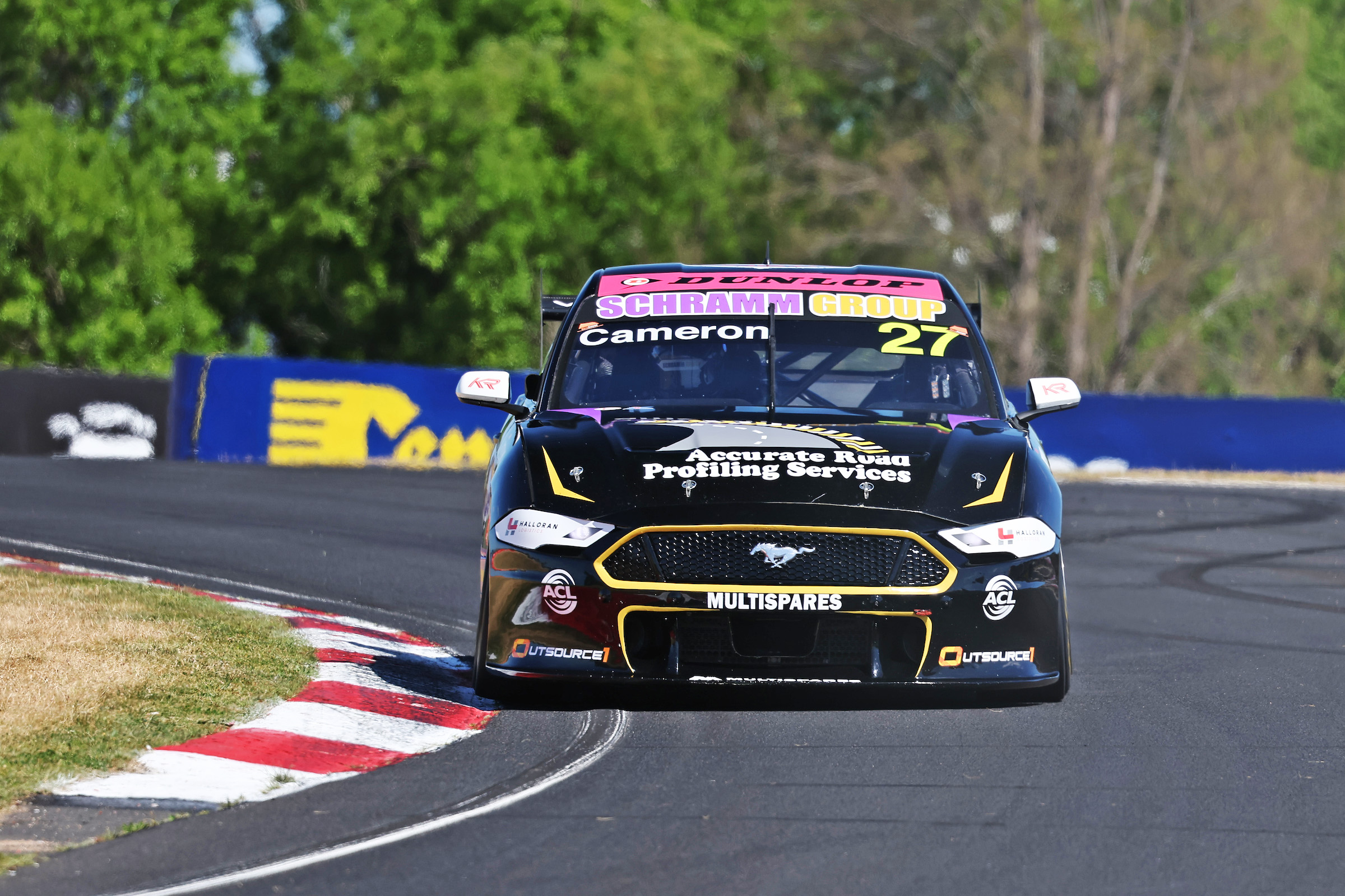 Cameron fastest by 0.05s, Kelly crashes hard in final practice | Supercars