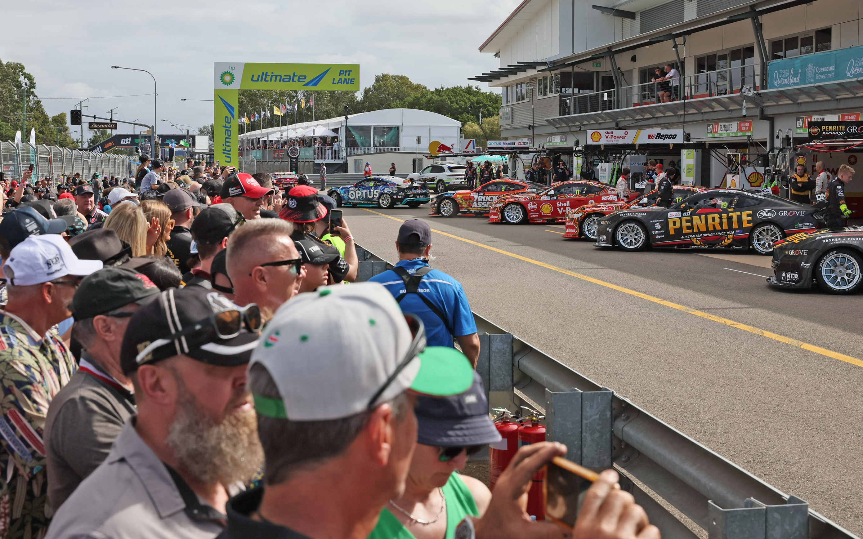 Bumper crowd attends 2024 NTI Townsville 500 | Supercars