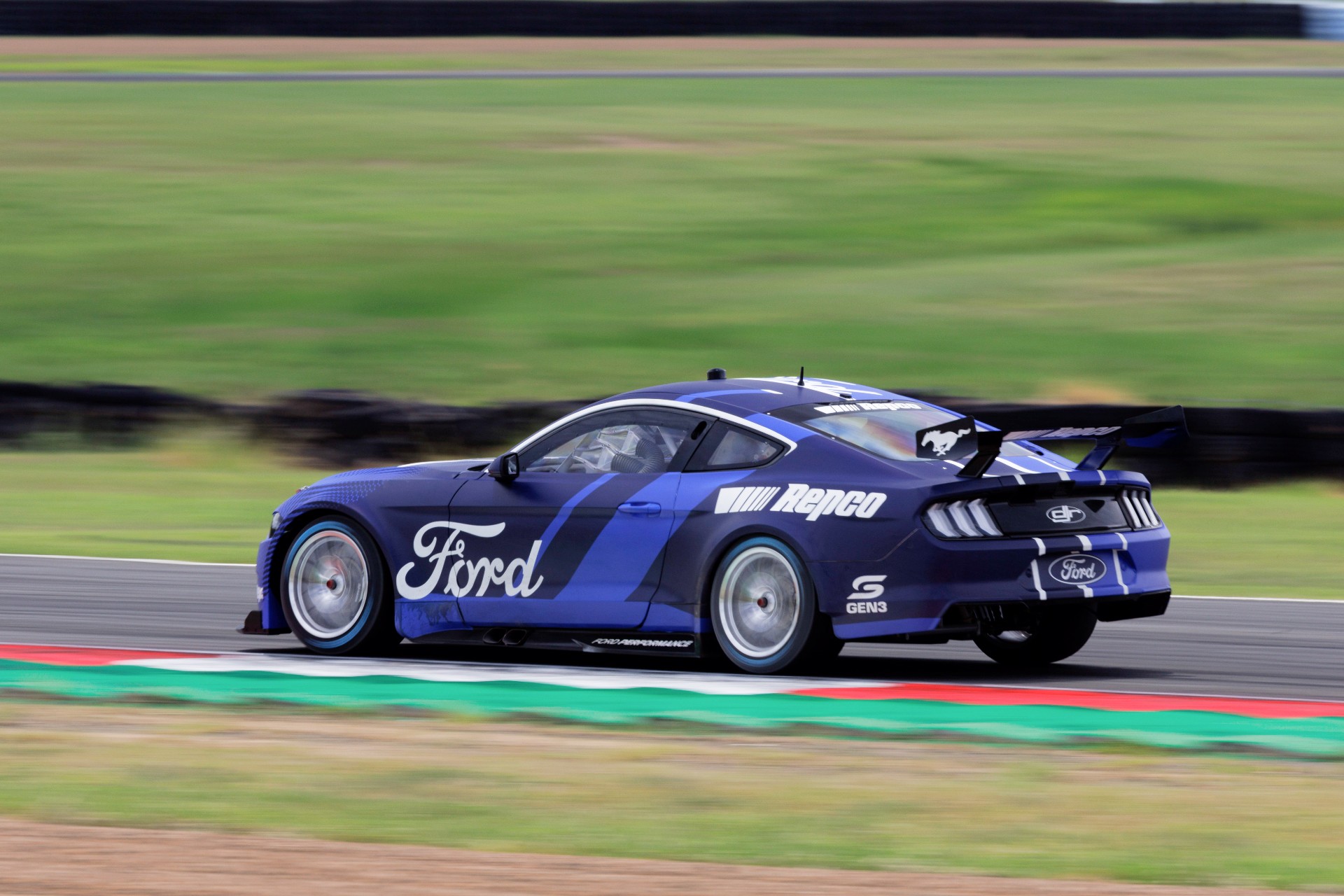 Slade's first impression of 'aggressive' Gen3 Mustang | Supercars