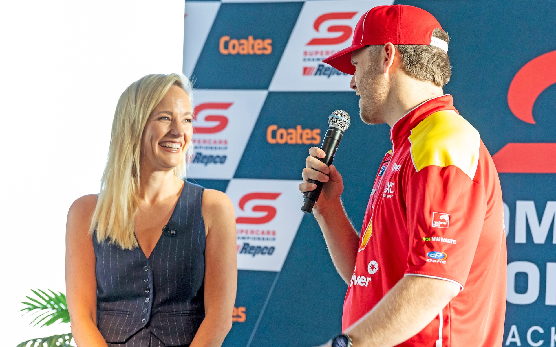 Jess Yates launches motorsport-themed children's book | Supercars