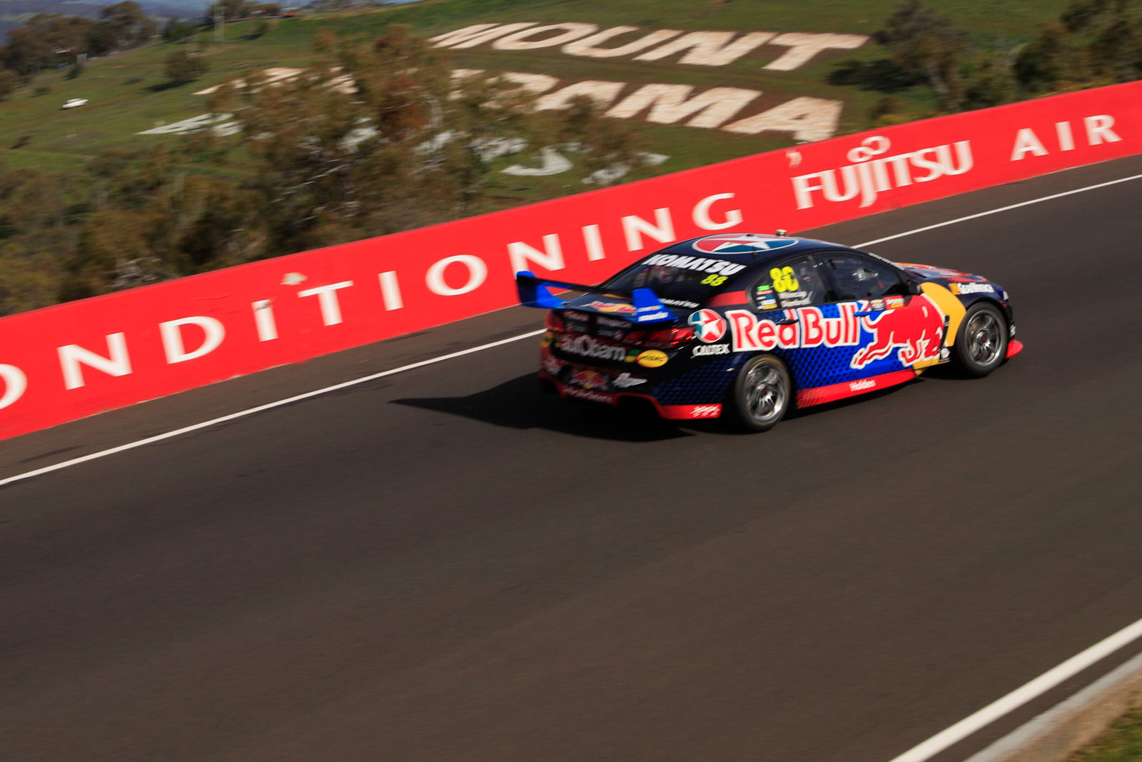 Whincup sets new record | Supercars