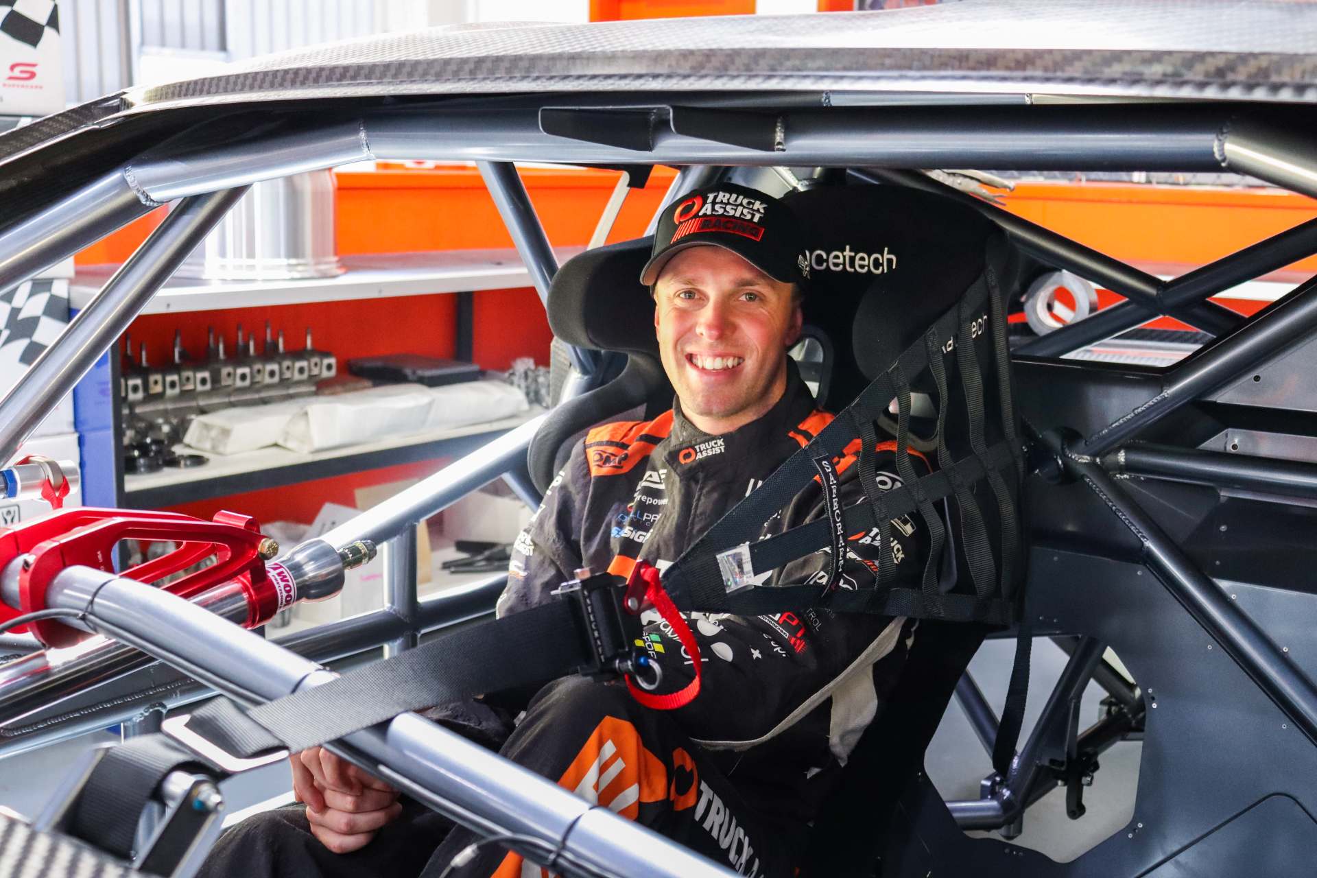 The weight of a city on Hill's shoulders | Supercars