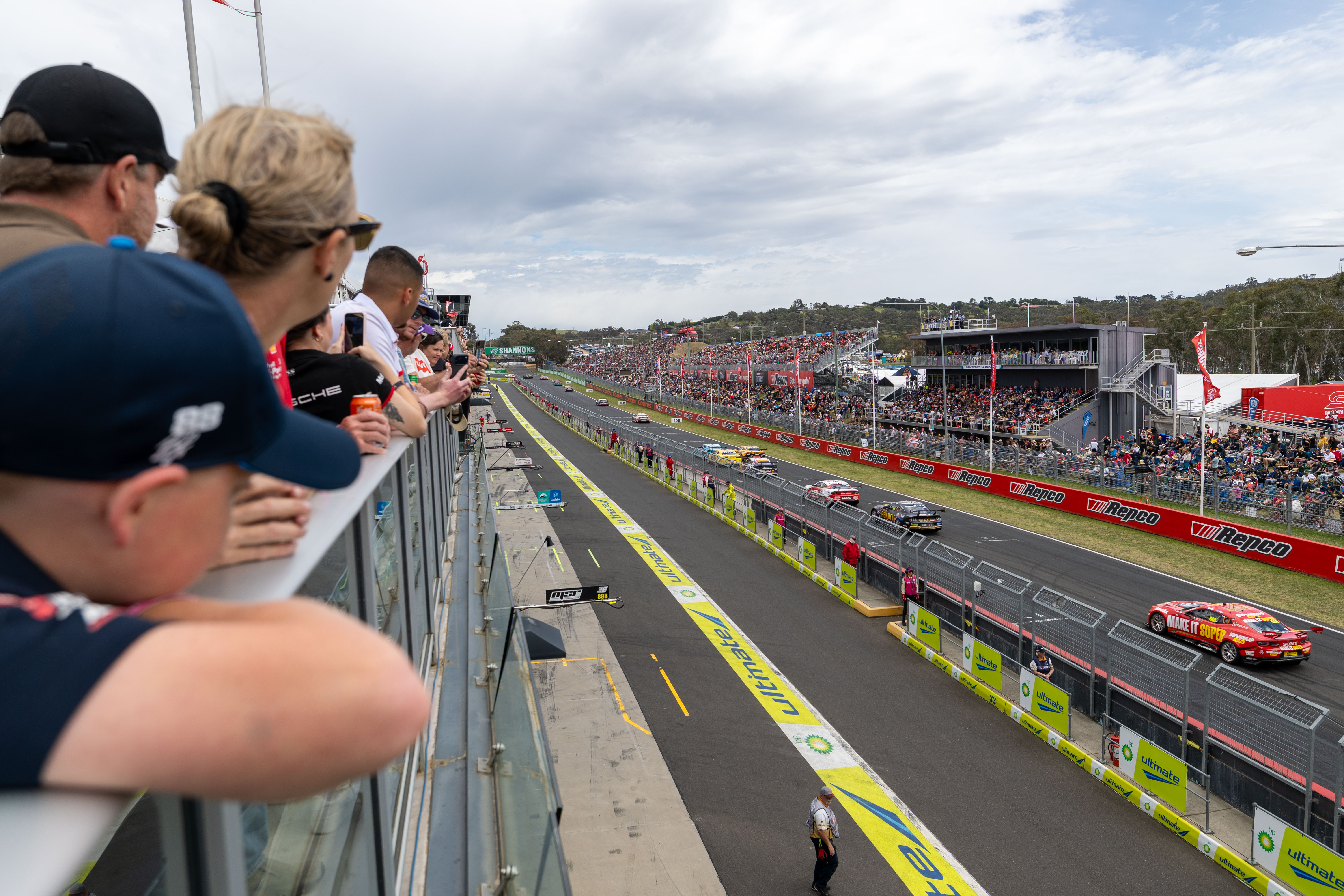 2026 Bathurst 1000: Pit Roof Villa | Exclusive Experiences | Supercars