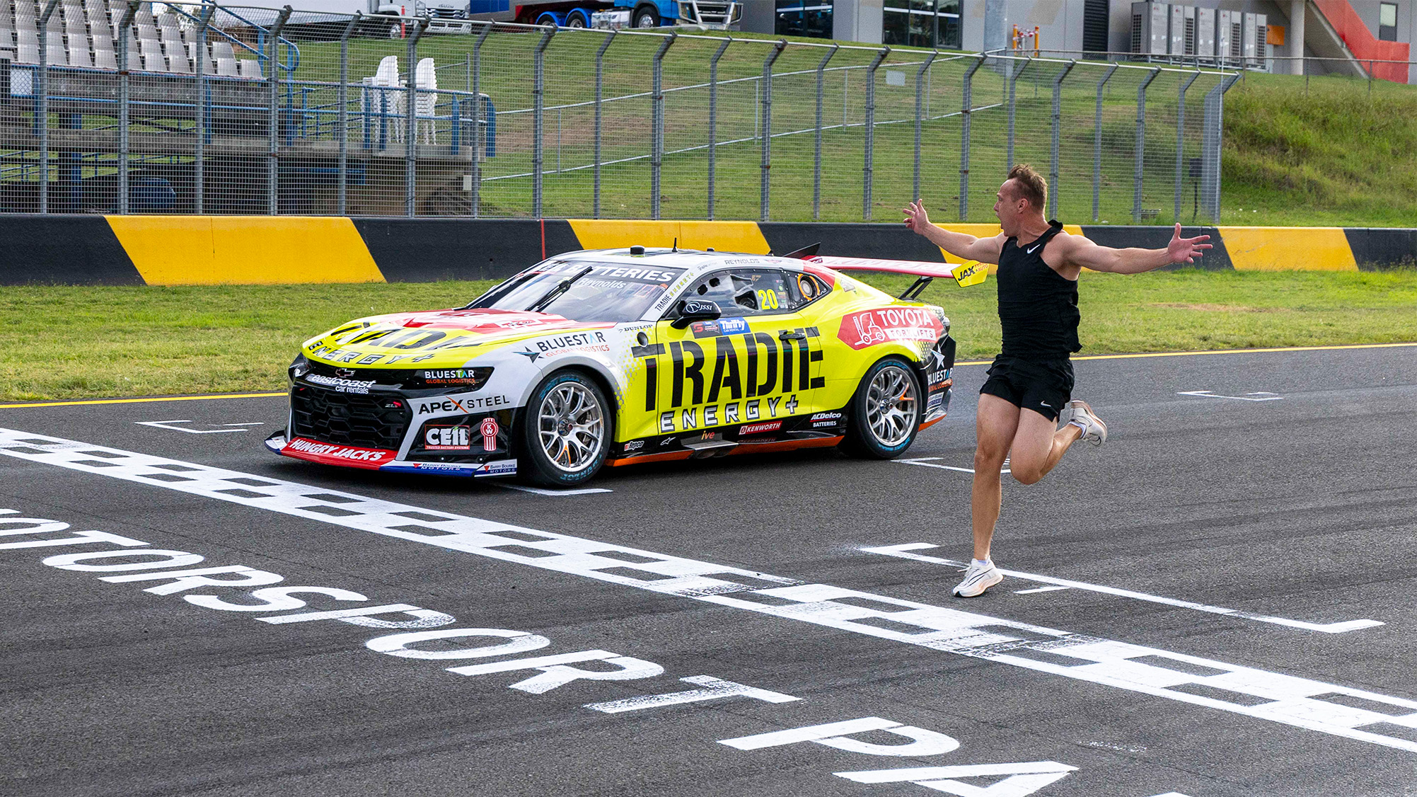 Reynolds Shirvington Locked In For Bathurst Rematch Supercars