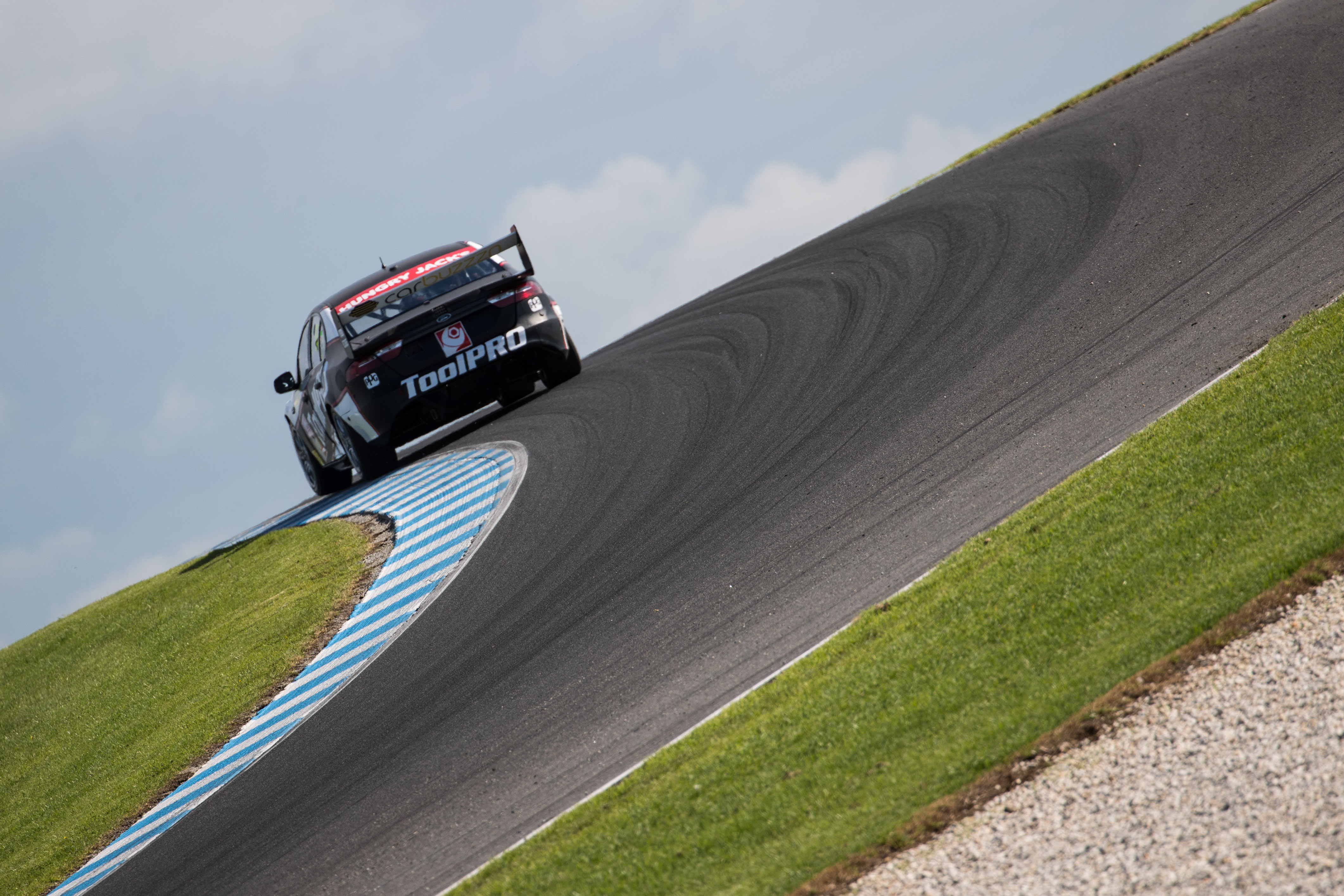 Where your favourite supports are racing | Supercars