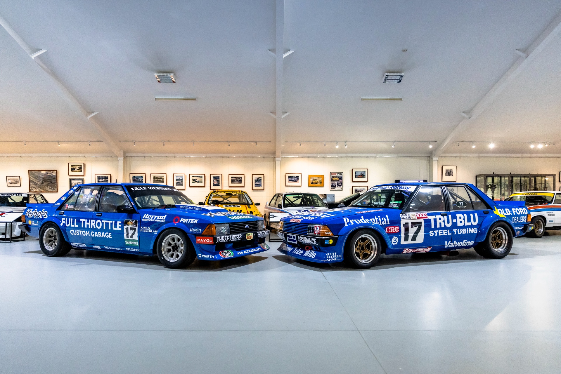 New TCM Falcon meets original 1981 Bathurst winner | Supercars