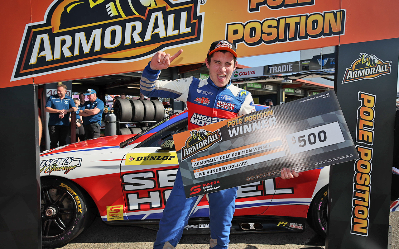 Vaughan survives starter motor scare to take pole | Supercars