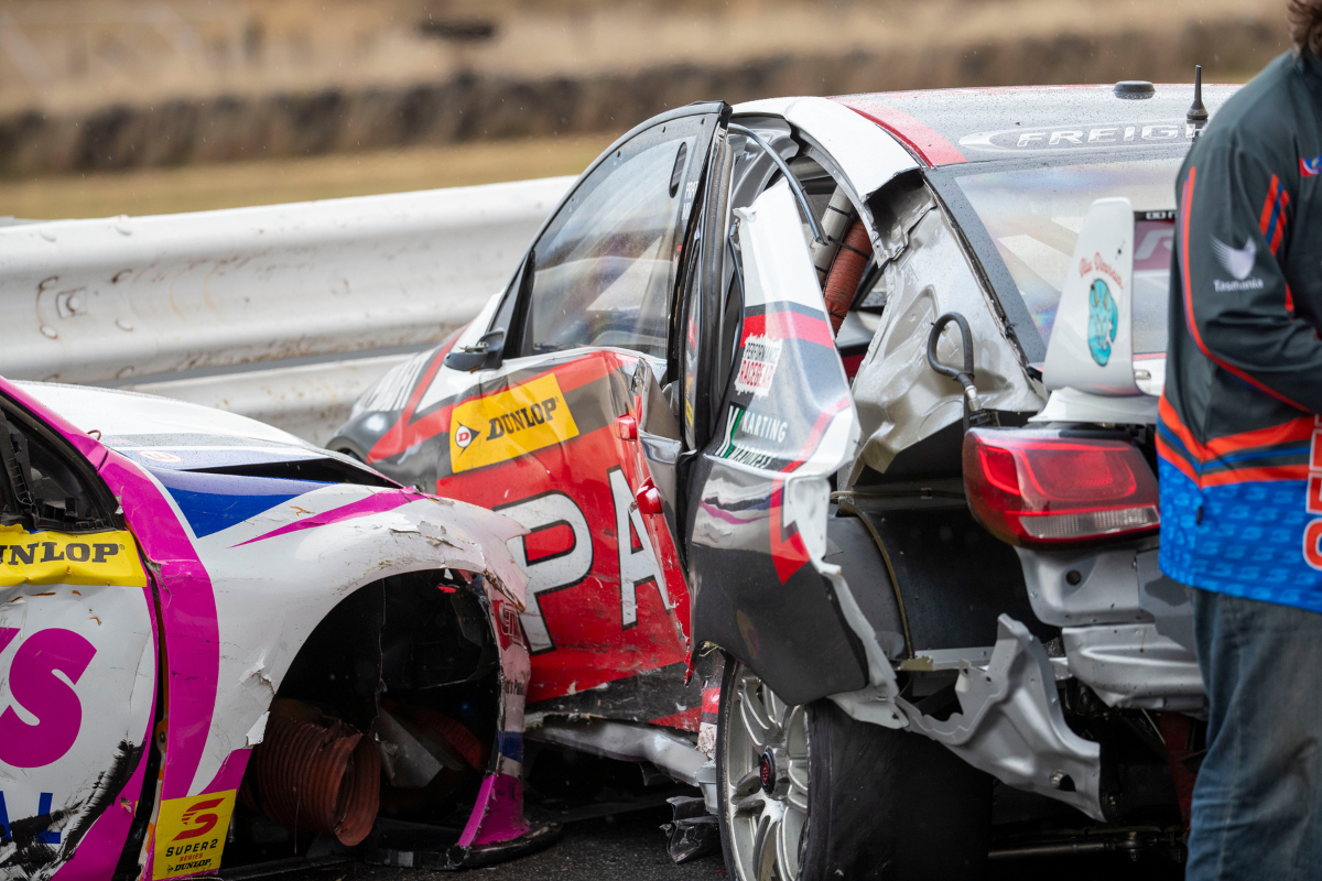 Super2 frontrunners expect wild racing in Tasmania | Supercars