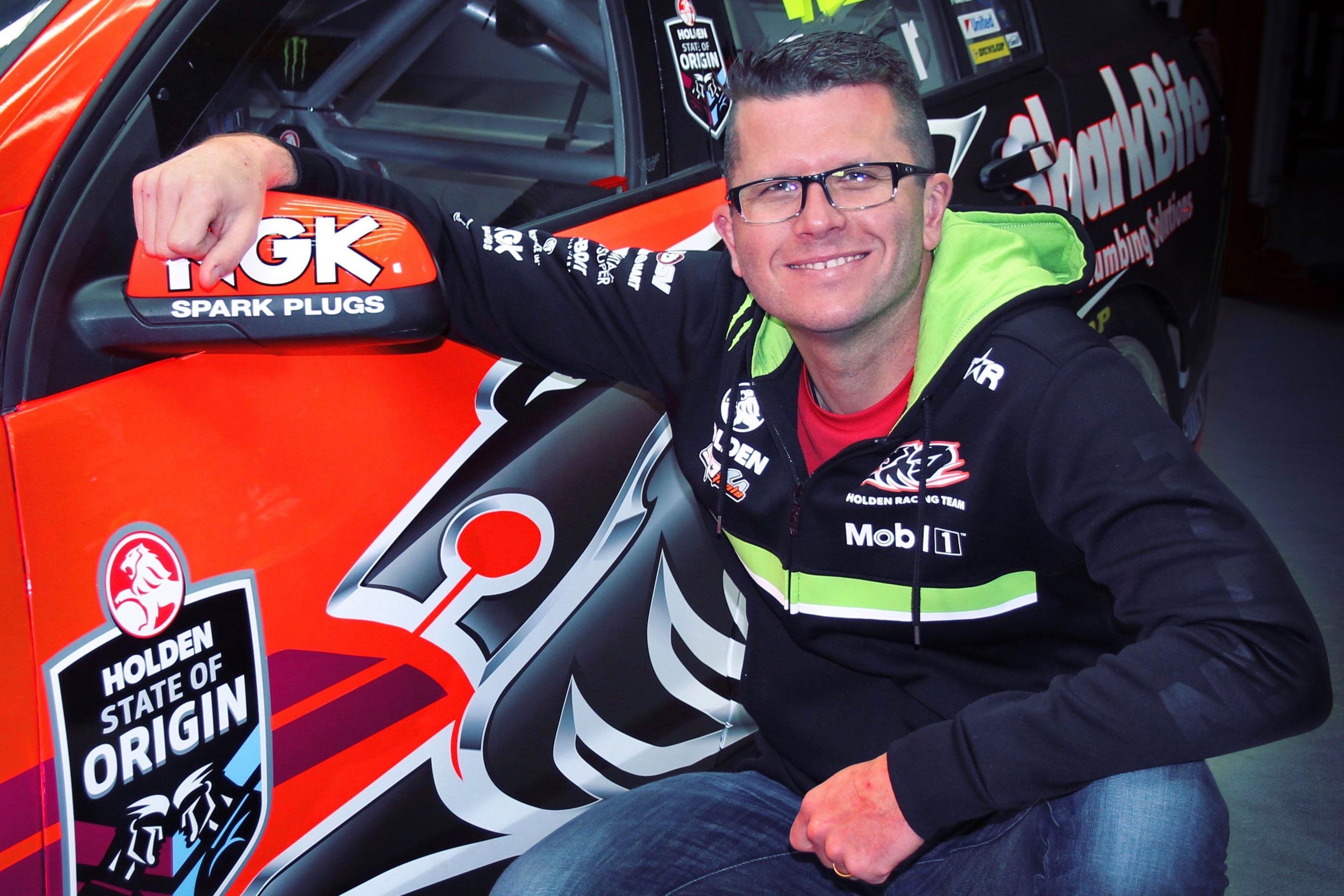 HRT runs Origin colours | Supercars