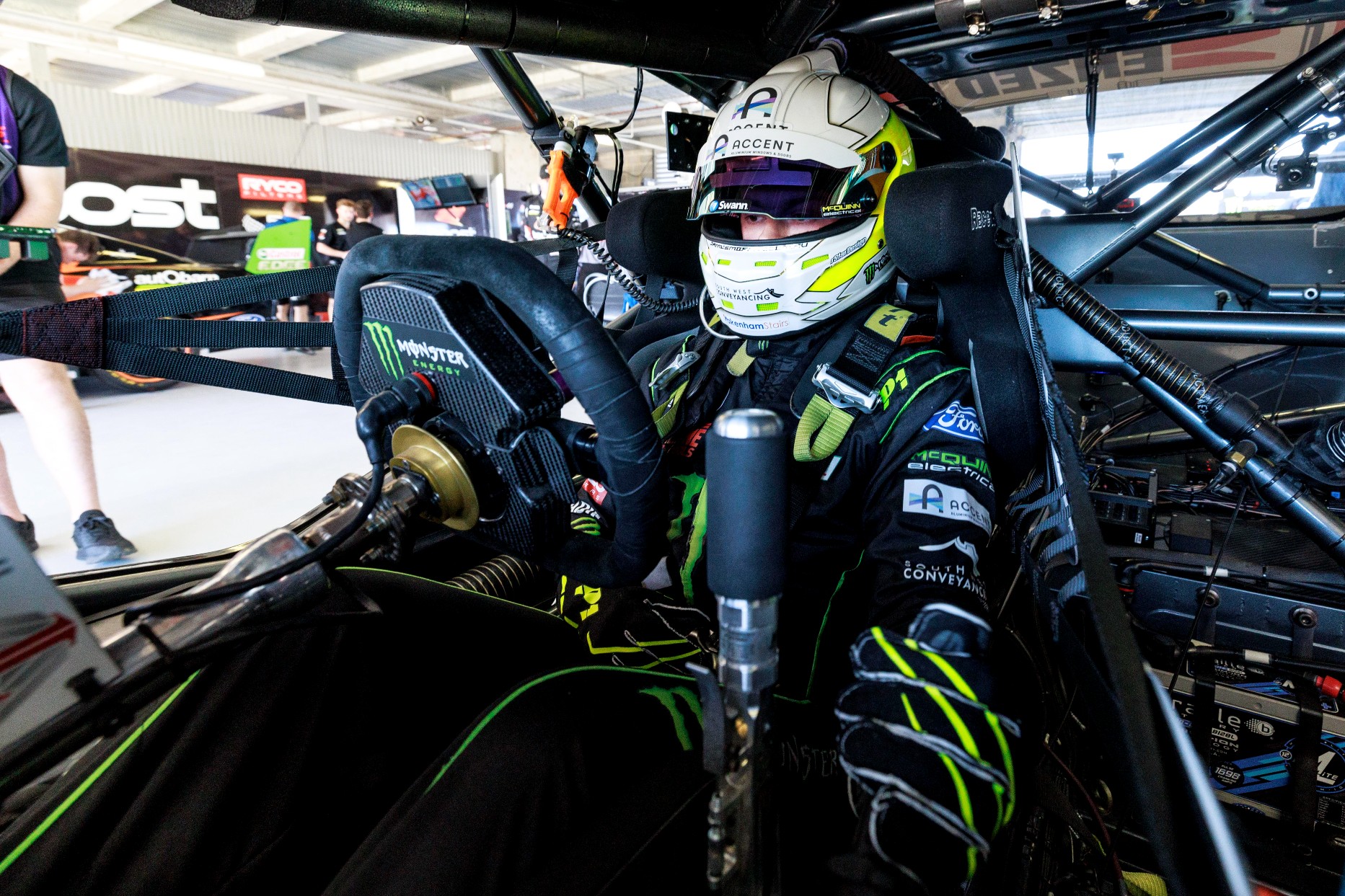 Manual stick shift system confirmed for Gen3 | Supercars