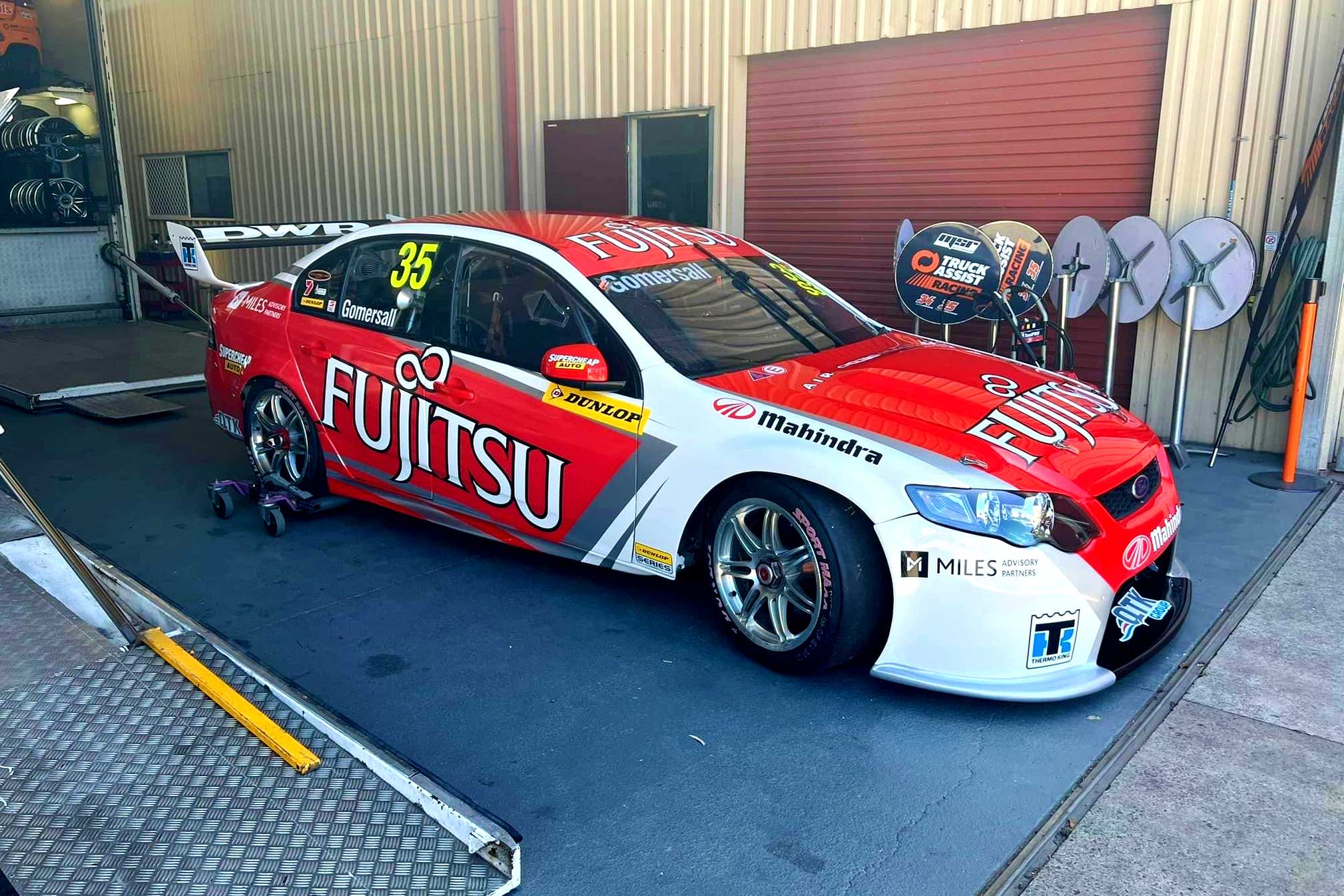 McLaughlin Ford restored to victorious livery | Supercars