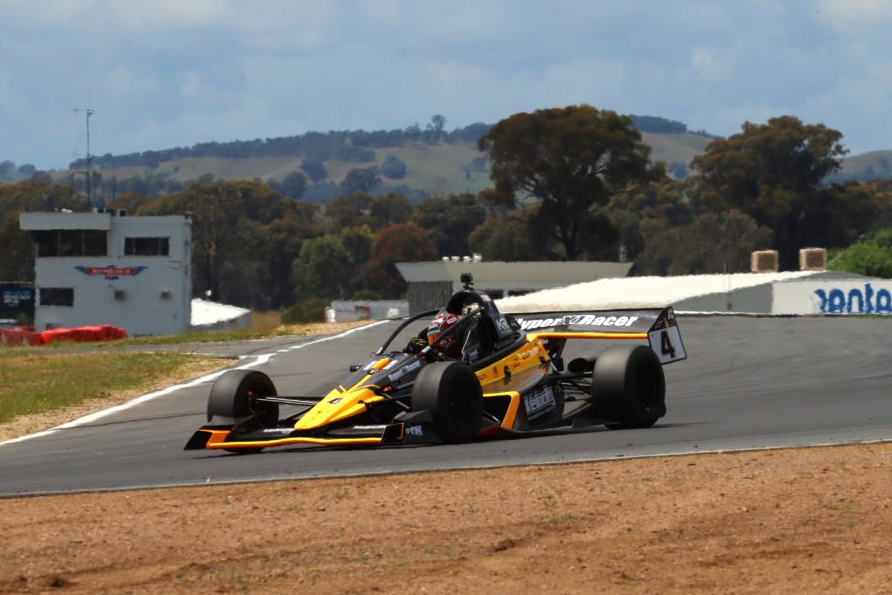 Waters tests open-wheeler at Winton | Supercars