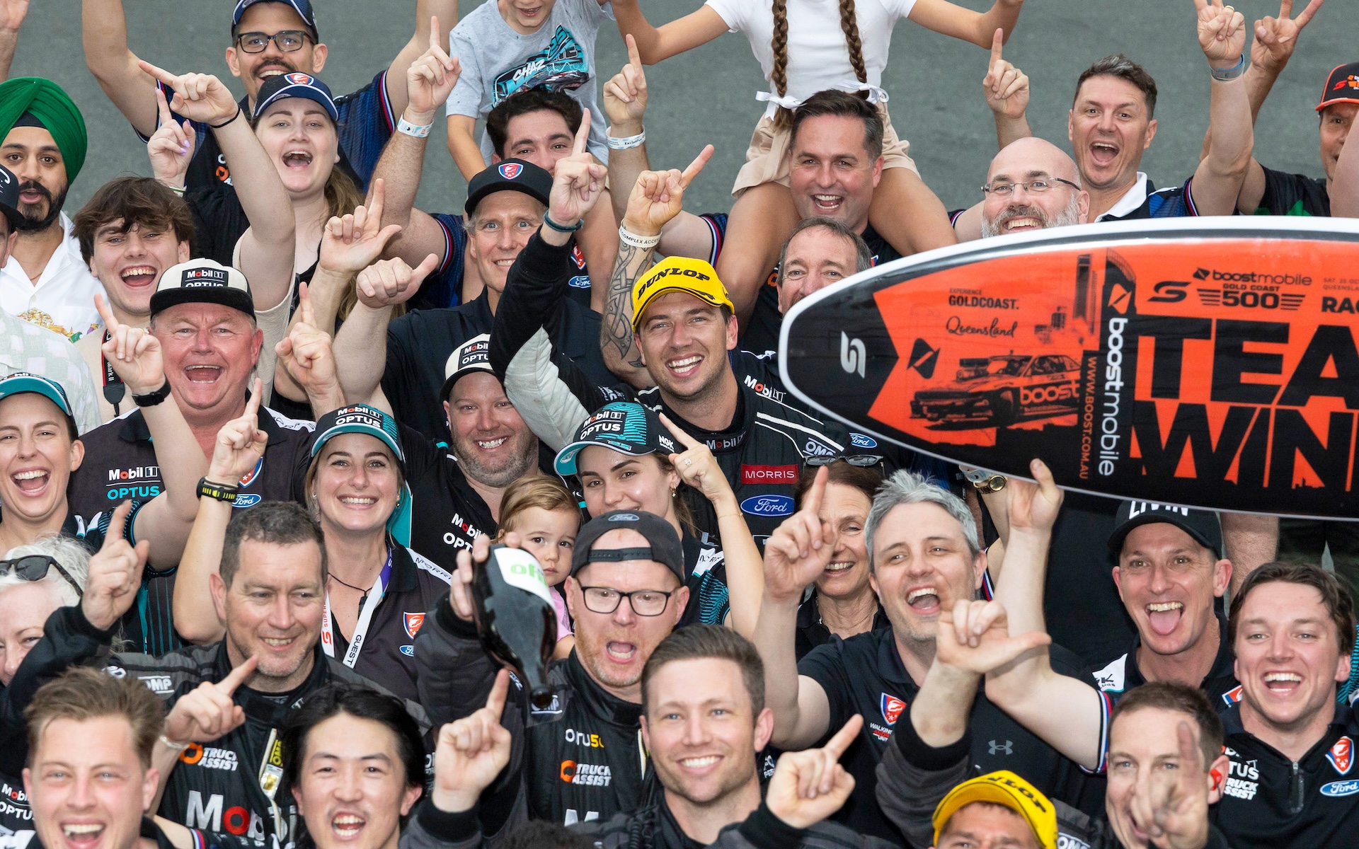 Mostert races past McLaughlin in Supercars record books | Supercars