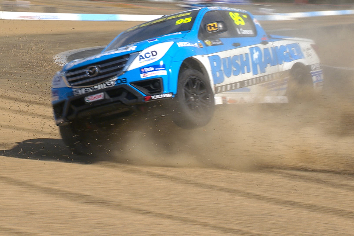 Cameron explains SuperUte rollover | Supercars