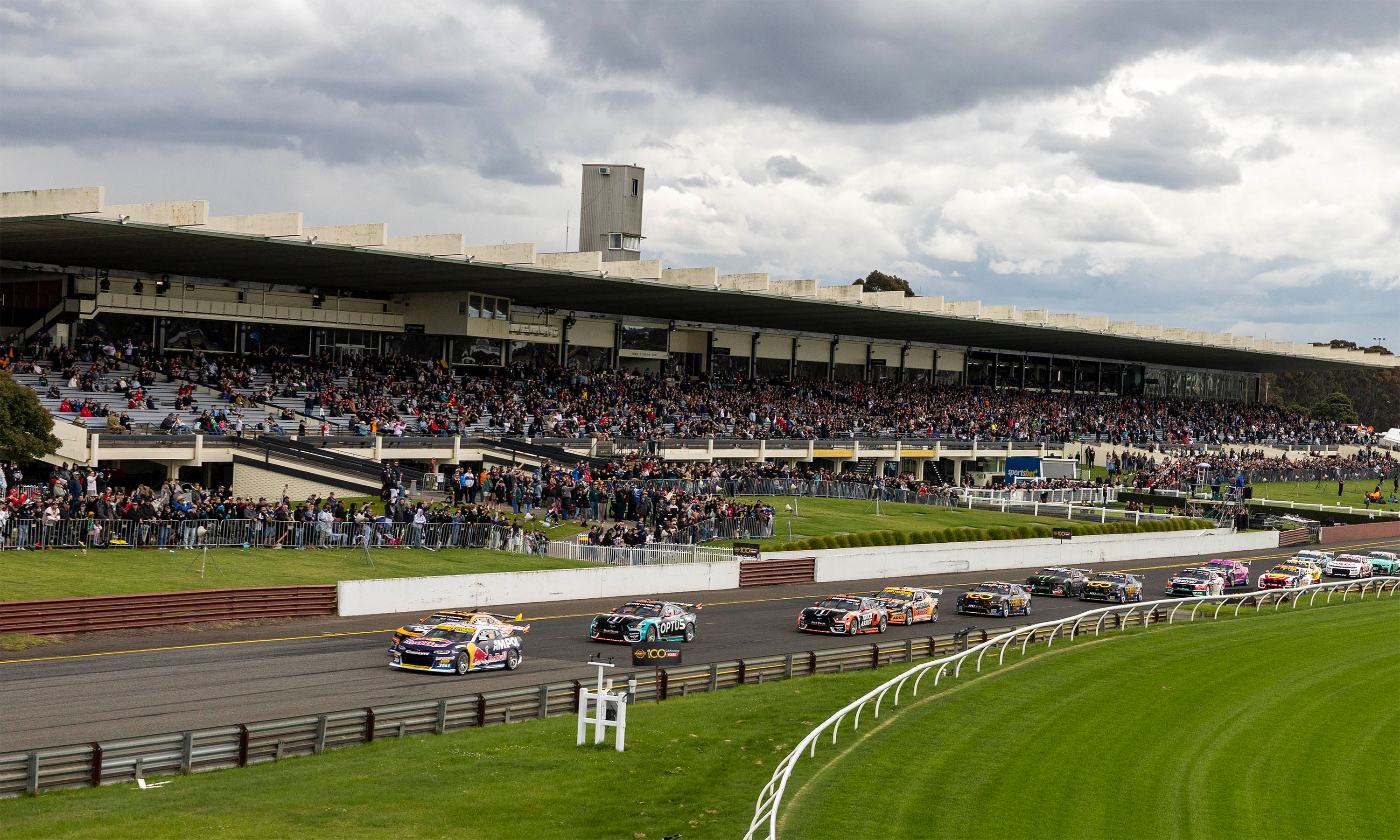 2026 Penrite Oil Sandown 500: Concourse Villas | Exclusive Experiences ...