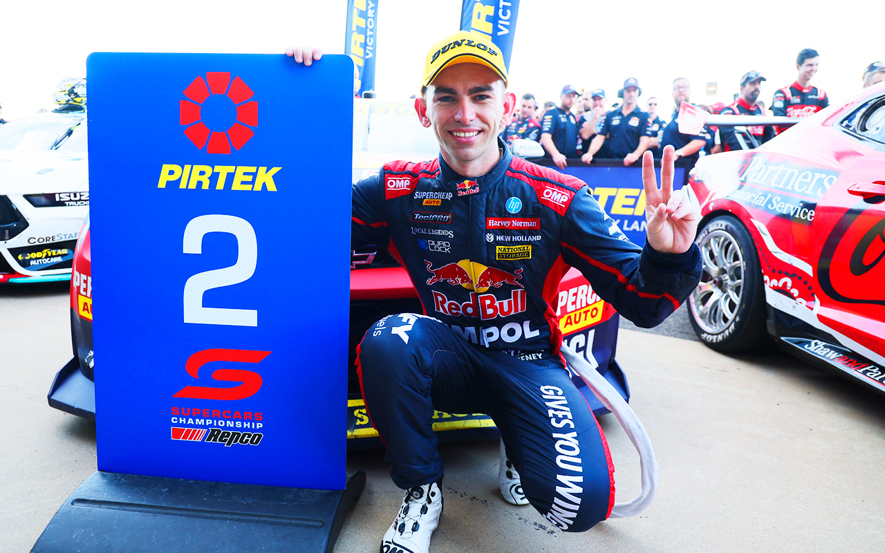 Feeney zeros in on points lead with comeback podium | Supercars