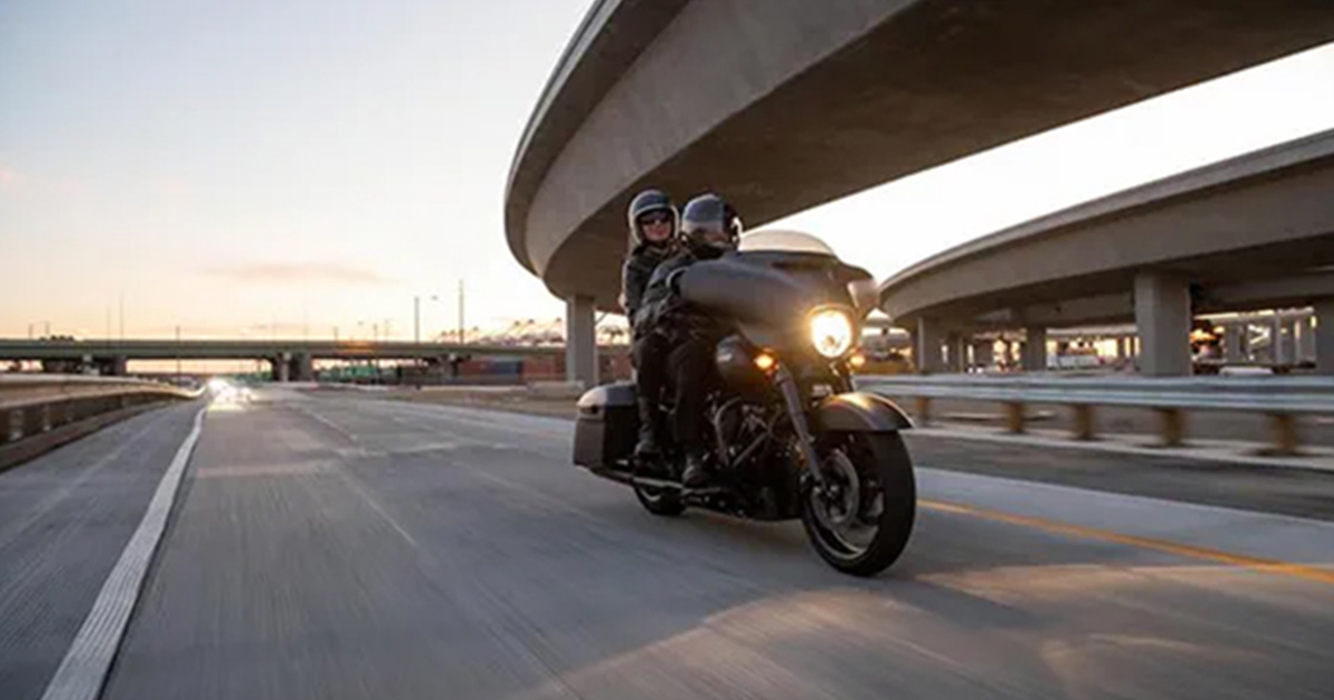 ‘Two-up’ Tips for Motorcycle Riding with a Passenger | Harley-Davidson ...